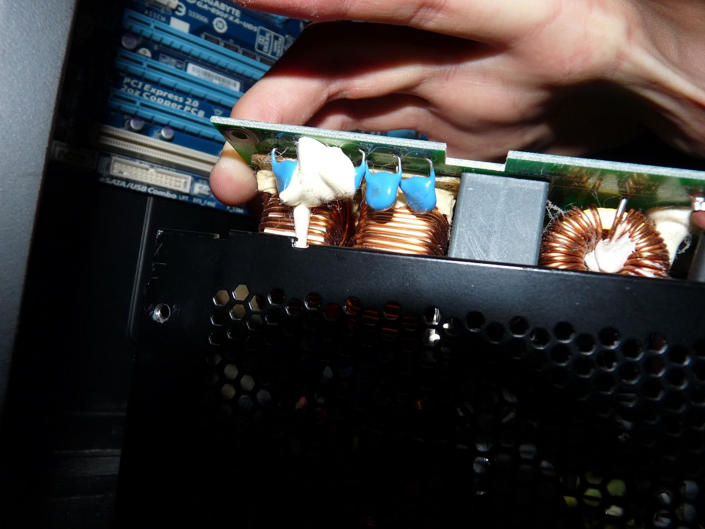 8800GTX on molex adapters? | Overclock.net